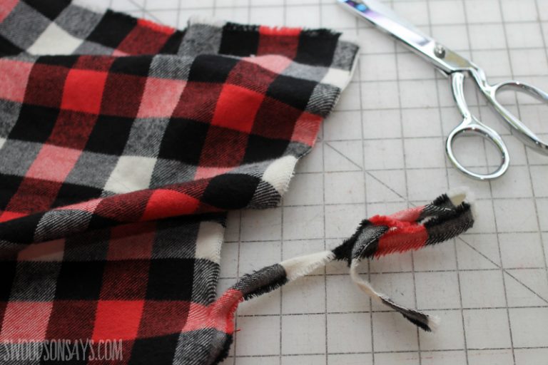 The easiest flannel infinity scarf pattern - Swoodson Says