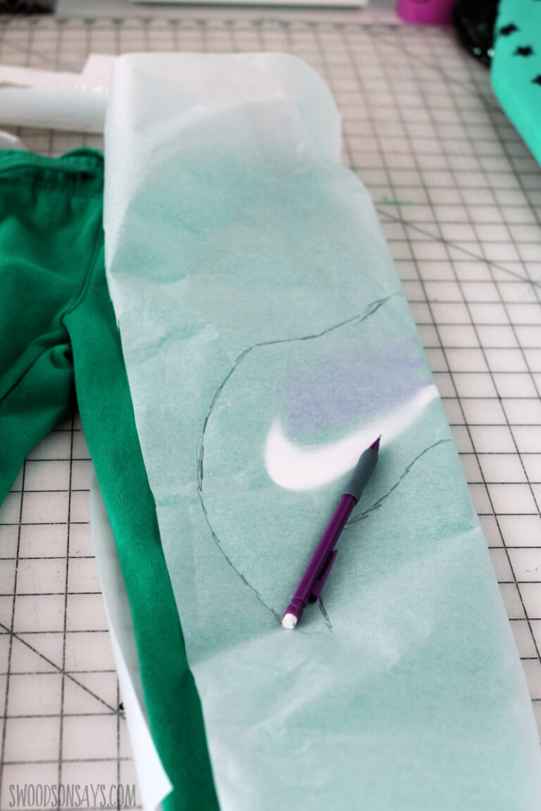 Snake costume DIY free pattern & tutorial - Swoodson Says