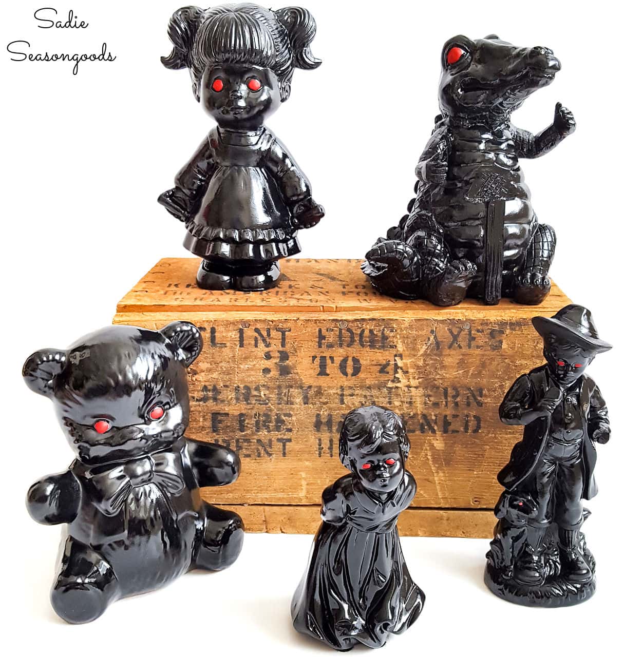 20+ upcycled Halloween decor ideas - Swoodson Says