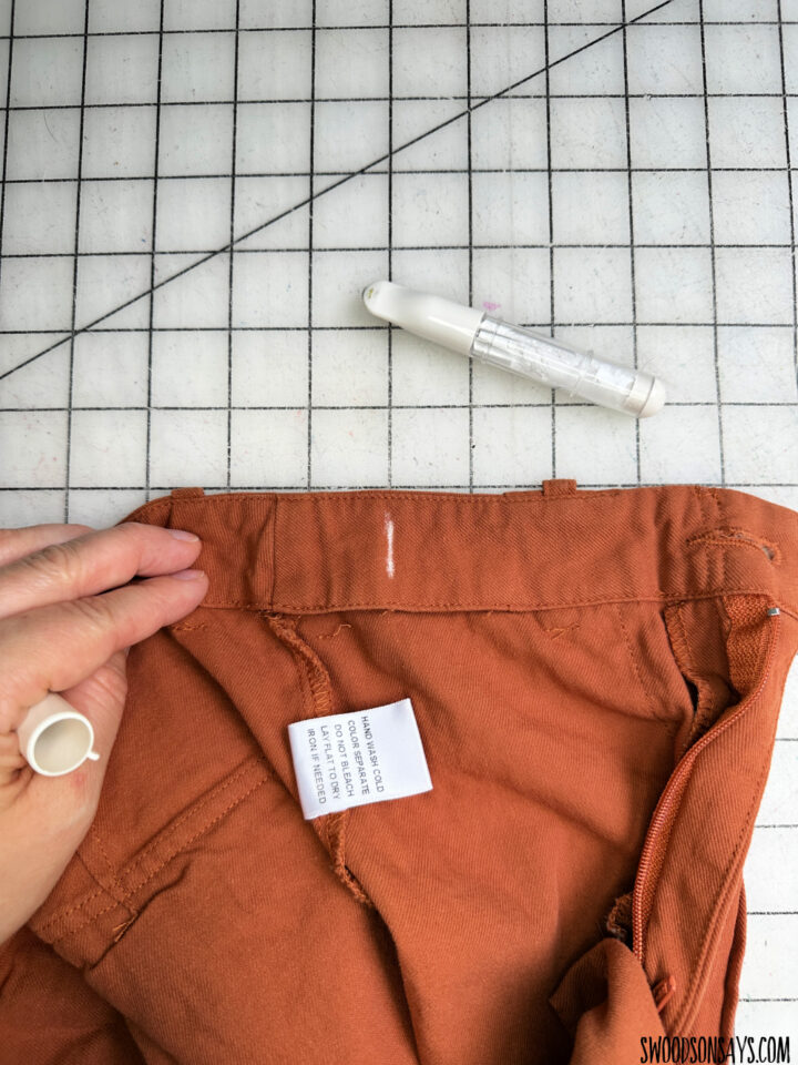 How to sew jeans waist smaller with buttonhole elastic - Swoodson Says